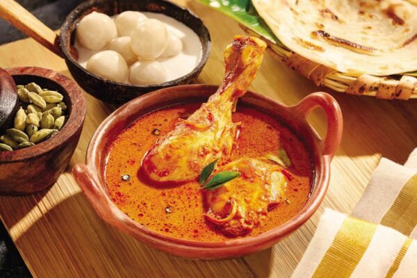 How to Make Varutharacha Kozhi Curry | Popular Indian Dishes | Melam